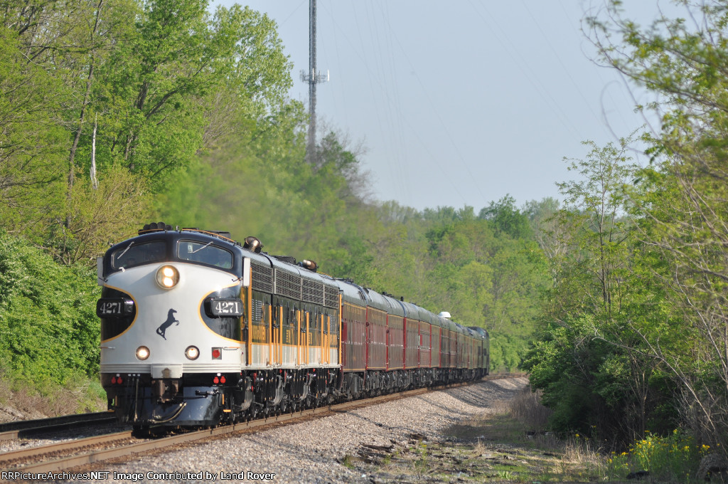 NS 4271 On NS 955 Eastbound